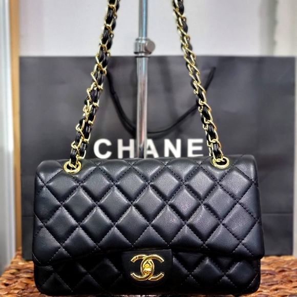 fashion brand | Bags | Fashion Brand Quilted Black Shouldercrossbody ...